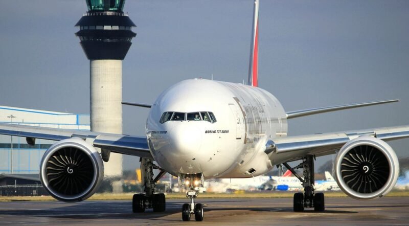 Boeing 777-300ER vs Airbus A350-900 XWB: Battle of Long Haul | Aviation ...